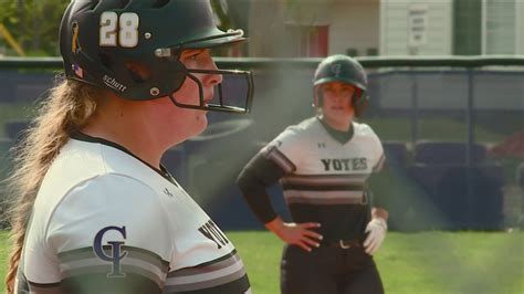 Yotes Softball Earns At Large Bid To Naia Tournament