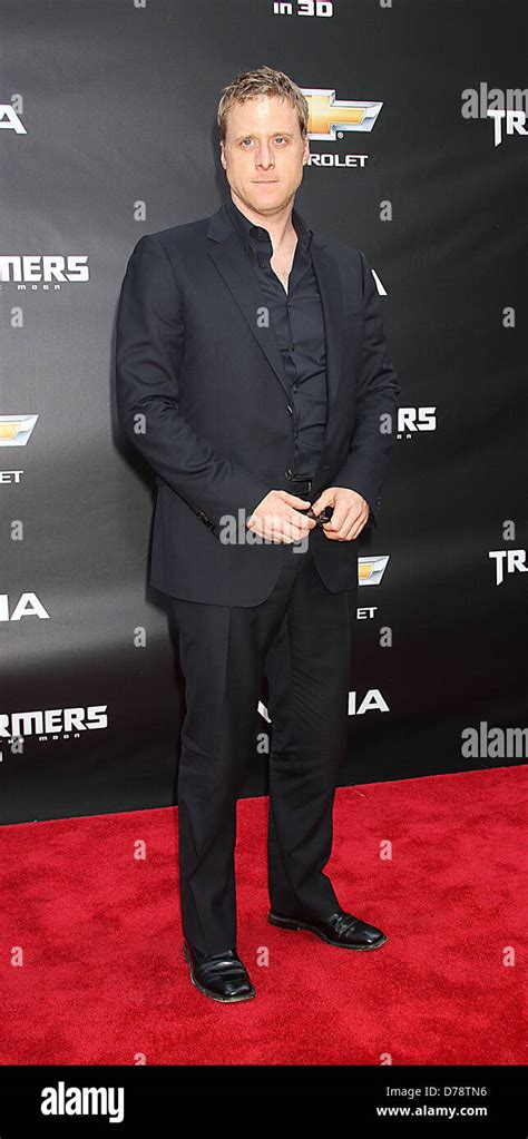 Alan Tudyk New York Premiere Of Transformers Dark Of The Moon At Tks Time Square Arrivals
