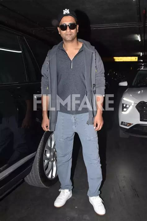 Vicky Kaushal Gets Snapped In A Casual Look At The Airport See Pics