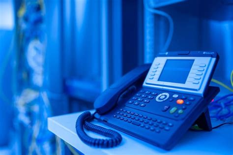 Voip Vs Analog Phone Service Key Differences And Benefits