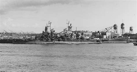 Uss Arkansas Bb 33 And Uss Wisconsin Bb 64 Moored Together It Looks