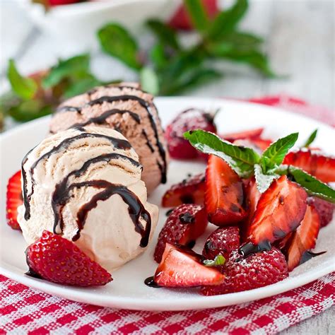 Vanilla Ice Cream With Balsamic Strawberries The Australian Vinegar Co