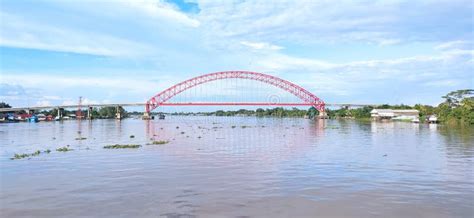 River Bridge Island Kalimantan Indonesia Sky Water Village Stock Image