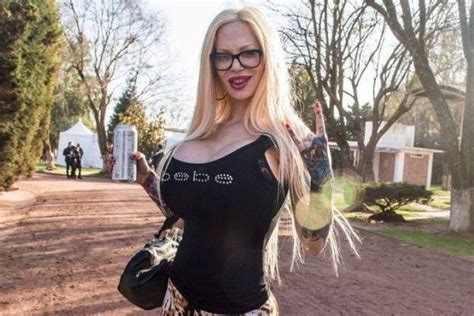 ¿cuánto Cobra Sabrina Sabrok Noticias De Chihuahua La Parada Digital