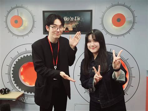 Rnus On Twitter Rnus Meet You Up🍀 화려한 보컬로 스튜디오는 물론 청취자들의 마음까지 홀려버린 현신영님😘 Dj 사무엘과 한 약속대로 앨범