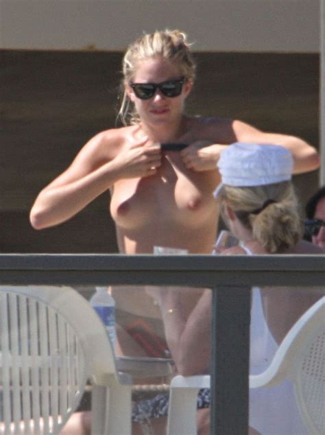 Naked Sienna Miller Added 07 19 2016 By Bot