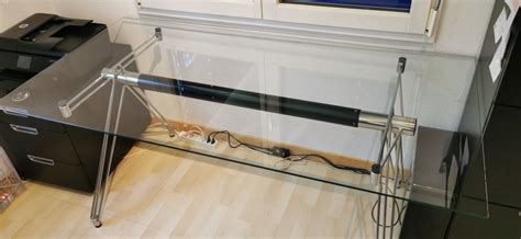 Design Bürotisch Aus Glas Mit Metallgestell Kaufen Auf Ricardo
