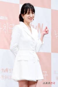 송혜교서경덕 광복절 맞아 뉴욕 독립운동 역사 안내서 1만부 기증