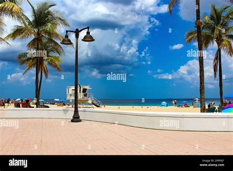 Fort Lauderdale Beach Near Las Olas Boulevard Stock Photo Alamy