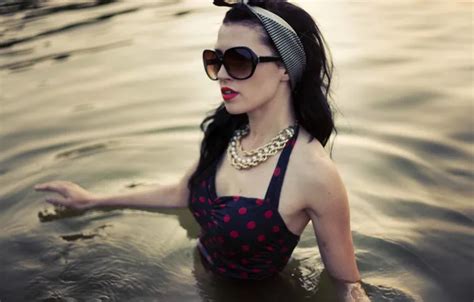 Wallpaper Wave Swimsuit Girl Hair Pool Glasses Lips Tiara For