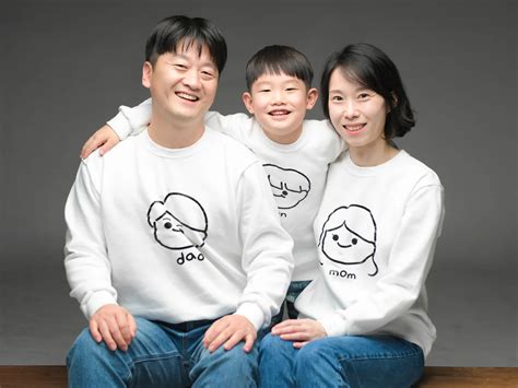 대전가족사진 아들 딸의 입학식과 졸업식 부모님 생신 사랑하는 사람과의 기념일 등 삶의 다양한 순간들 어쩌면 한 번 뿐일