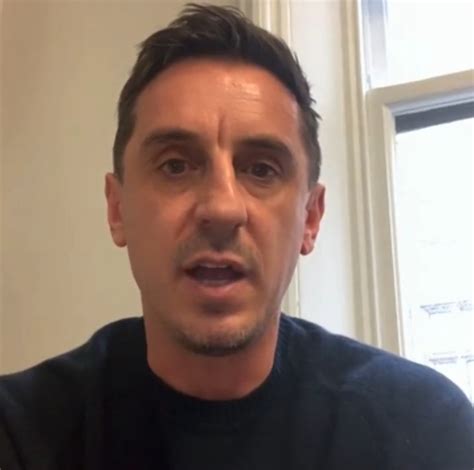 👏格局！内维尔：会鼓励而非批评c罗 我仍会和他握手但可能被拒 直播吧