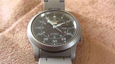 Ход секундной стрелки Seiko SNK809K1 - YouTube