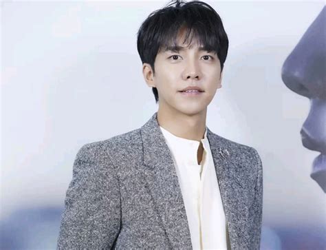 韩娱热议李昇基不出演《全知干预视角2》，经纪公司纷争拖后腿 哔哩哔哩