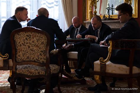Pilne konsultacje Andrzeja Dudy z Wołodymyrem Zełenskim Wydarzenia Biuro Bezpieczeństwa