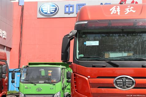 【图】一汽解放 J7重卡 460马力 8x4 95米栏板载货车ca1310p77k24t4e6实拍图片1419256卡车之家