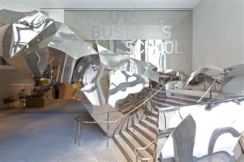 Frank Gehrys “paper Bag” Building Opens At The University Of