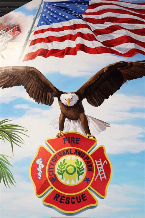 South Florida Mural Artist Georgeta Fondos Award Winning Muralist