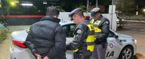 Criança de anos morre em acidente no interior de SP motorista de carro de luxo tinha sinais