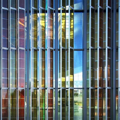 Pdf Glass Fins A Structural And Aesthetical Application In Glass Facades