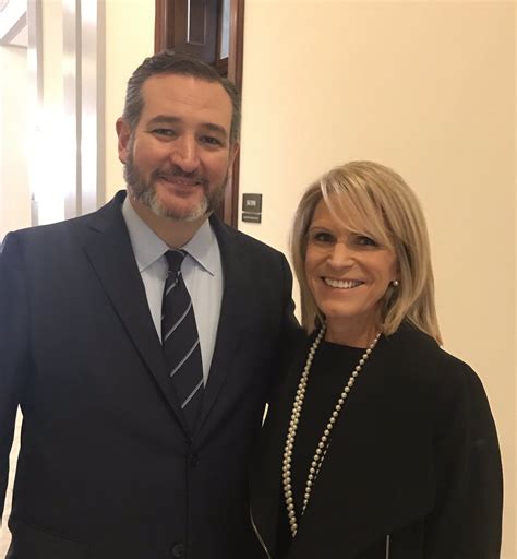 Cnn Star Alice Stewart Seen Beaming In Tragic Last Post Just Hours Before Sudden Death At 58