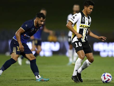 A League Ulises Davilas Season Over The Courier Mail