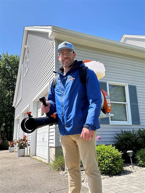 Mosquito Tick Spraying Poo Bears Southington CT