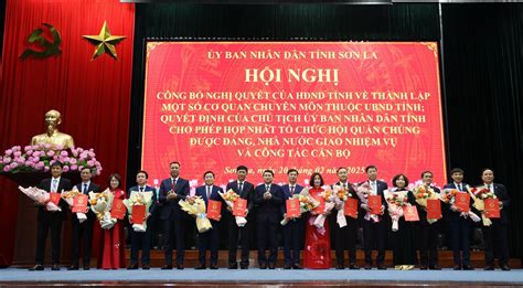 Herr Phung Kim Son Ist Direktor Des Ministeriums Für Landwirtschaft Und