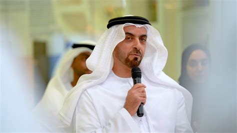سيف بن زايد يكشفُ عن ضبط مواد مخدرة بقيمة 750 مليون دولار في عملية