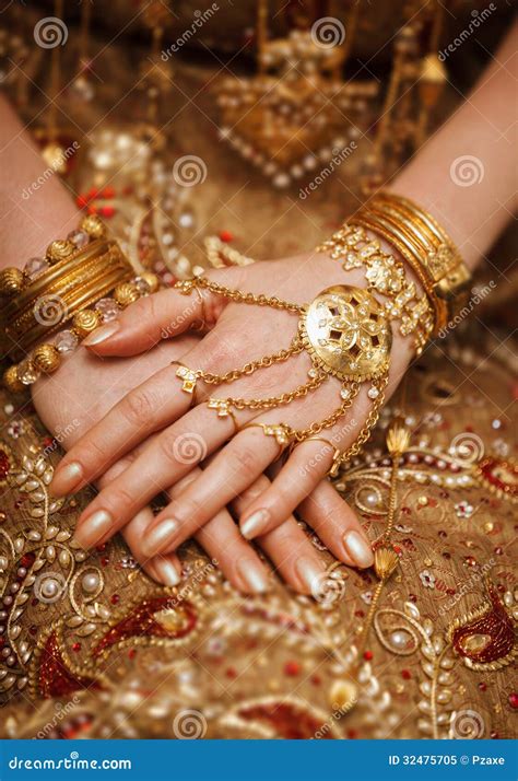 Hands Of A Bride In A Traditional Wedding Jewelry Sri Lanka Royalty Free Stock Photo Image