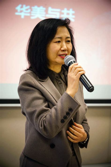 上海市股份公司联合会 100