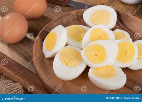 Sliced Hard Boiled Eggs Stock Image Image Of Boiled 108579101