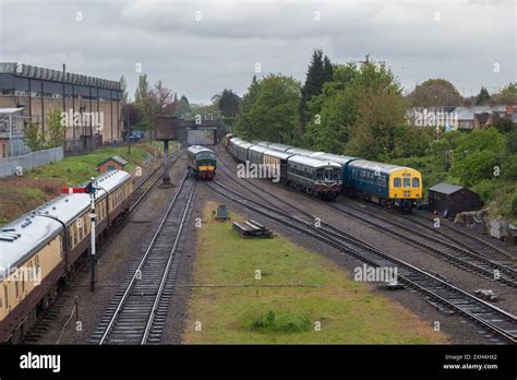 Loughborough Station Throat Great Central Railway Class 45 D123 Left