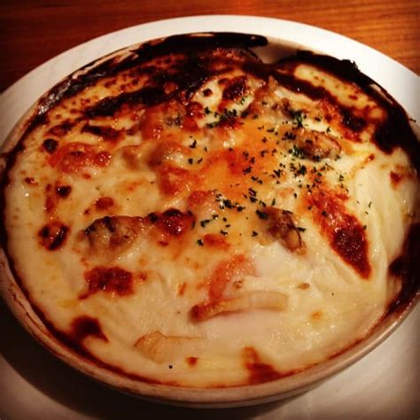 志摩有子さんのインスタグラム写真 志摩有子instagram「早めに終わったのでランチは久しぶりに果樹園へ。喫茶店風のシーフードドリア