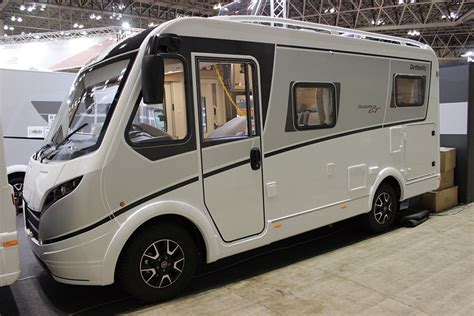 豪華装備と圧倒的な居住空間！ 輸入車ベースの本格派大型キャンピングカー Sotobira