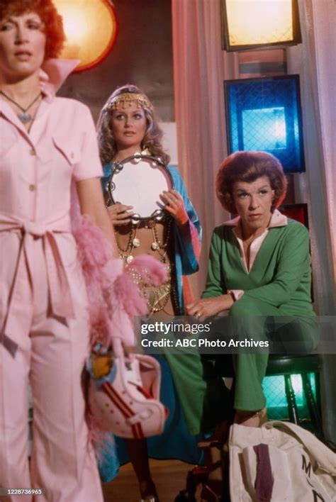 Roz Kelly Caren Kaye Nancy Walker Appearing In The Abc Tv Series