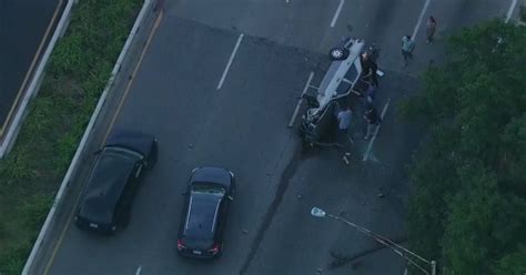 Man Woman Seriously Injured In Crash On Dusable Lake Shore Drive Cbs