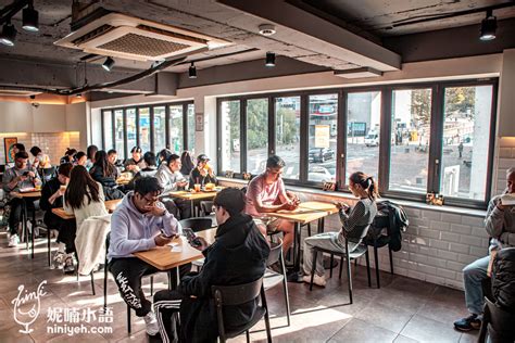 【首爾美食】isaac Toast 弘大店 。韓國學生最愛早餐店！號稱台版美而美 Nico＆妮喃小語