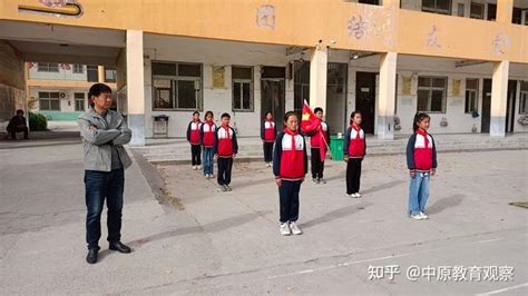 表彰雷锋标兵，引领“学雷锋”热潮——通许县四所楼镇四所楼小学举行雷锋标兵表彰大会暨降旗仪式 知乎