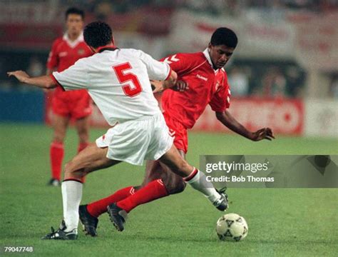 Ac Milan Benfica 1990 Photos And Premium High Res Pictures Getty Images