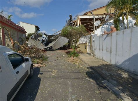 Muriaé Ainda Tem Moradores Sem Energia Elétrica 24h Após Temporal