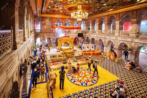 Premium Photo Gurudwara Sis Ganj Sahib New Delhi
