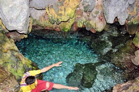 Pesona Gua Ui Labahan Punya Kolam Sebening Kristal Yang Tersembunyi