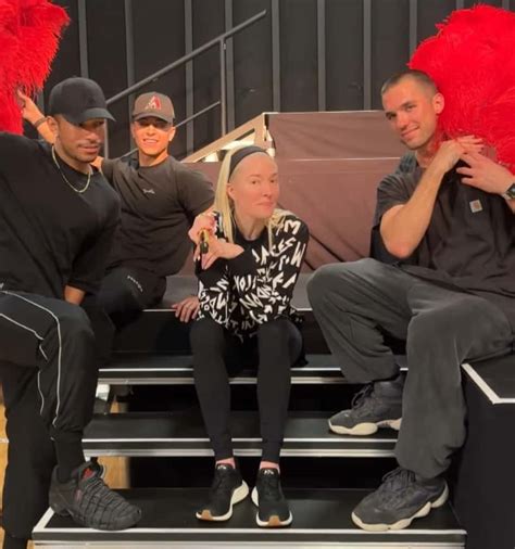 Rhobh Star Erika Jayne Looks Unrecognizable As She Flaunts Her