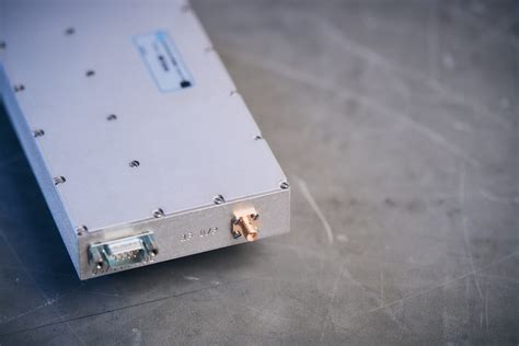 wideband gan amplifiers am5 series microwave amps