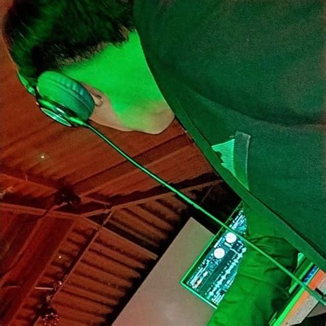 Dj Jamp Jamp Ec On Threads
