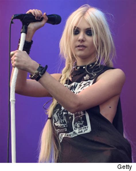 Taylor Momsen I Quit Acting