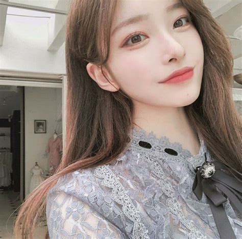 Pin By Ли On Кореянки3 Ulzzang Korean Girl Uzzlang Girl Pretty