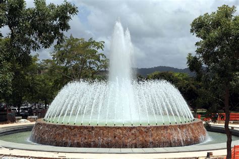 Springbrunnen Und Wasserspiele