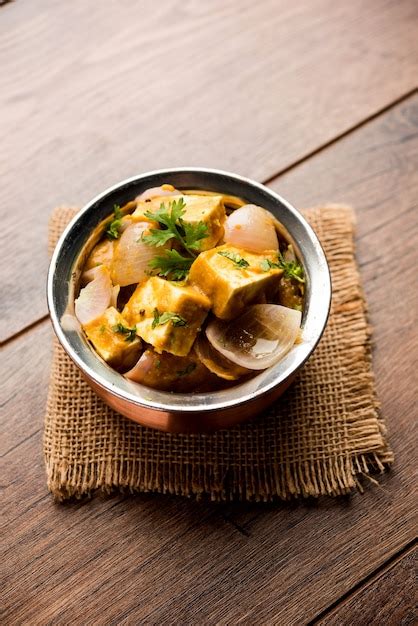 Premium Photo Paneer Do Pyaza Is A Popular Punjabi Vegetarian Recipe
